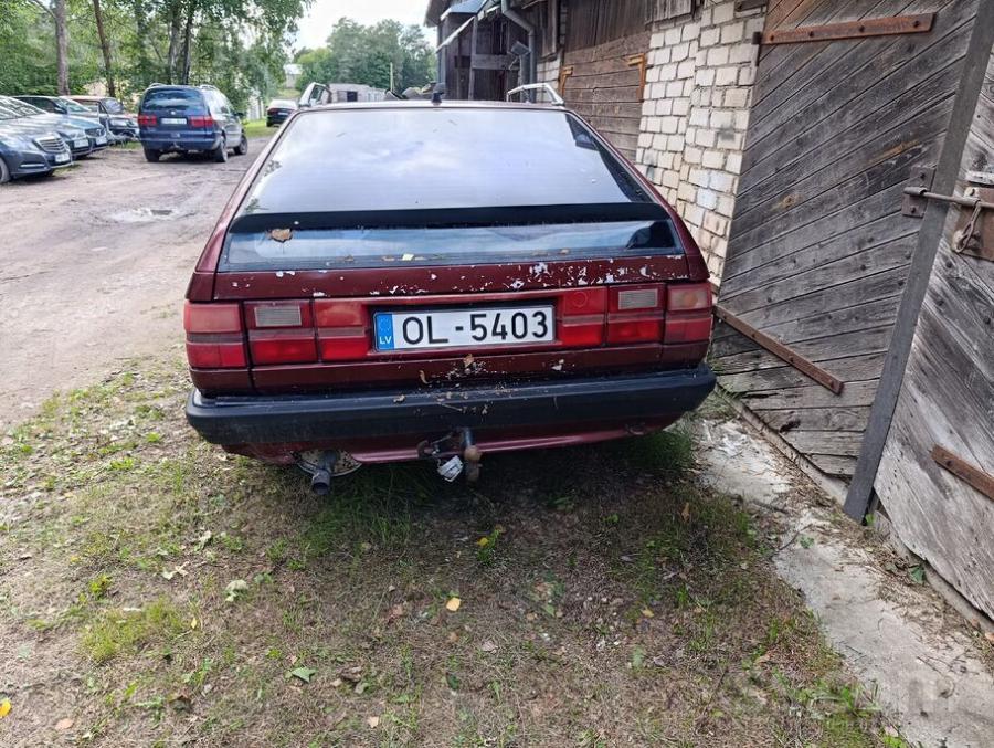Red Audi Quattro 1989 in Dobele, with an engine capacity of 2.30 L and mileage of 348 thousand km for 2700 €, photo 6 on AUTOMOTO.COM.LV