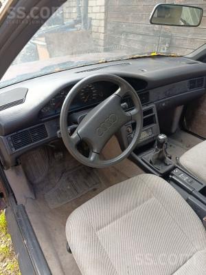 Red Audi Quattro 1989 in Dobele, with an engine capacity of 2.30 L and mileage of 348 thousand km for 2700 €, photo 10 on AUTOMOTO.COM.LV