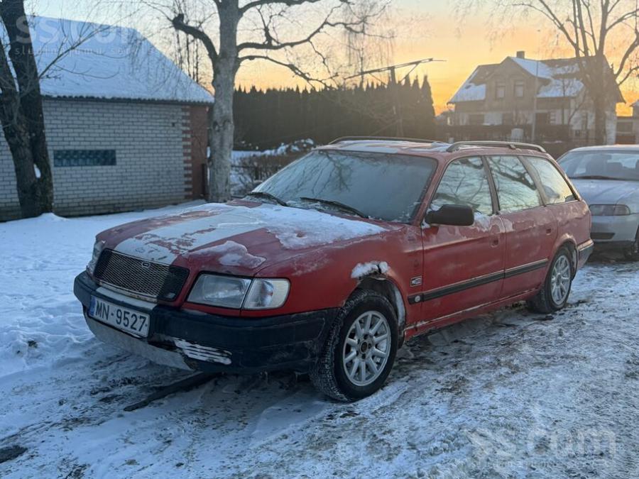 Sarkans Audi Quattro 1992 Talsi, ar dzinēja tilpumu 2.30 L un nobraukumu 559 tūkst. km par 950 €, foto 1 vietnē AUTOMOTO.COM.LV