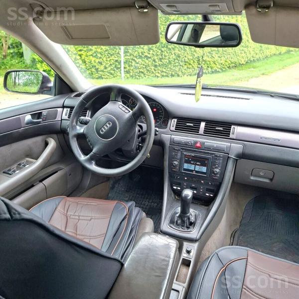 Красный Ауди Quattro 2003 в Елгава, объемом двигателя 2.50 л и пробегом 384 тыс. км за 1500 €, фото 4 на AUTOMOTO.COM.LV