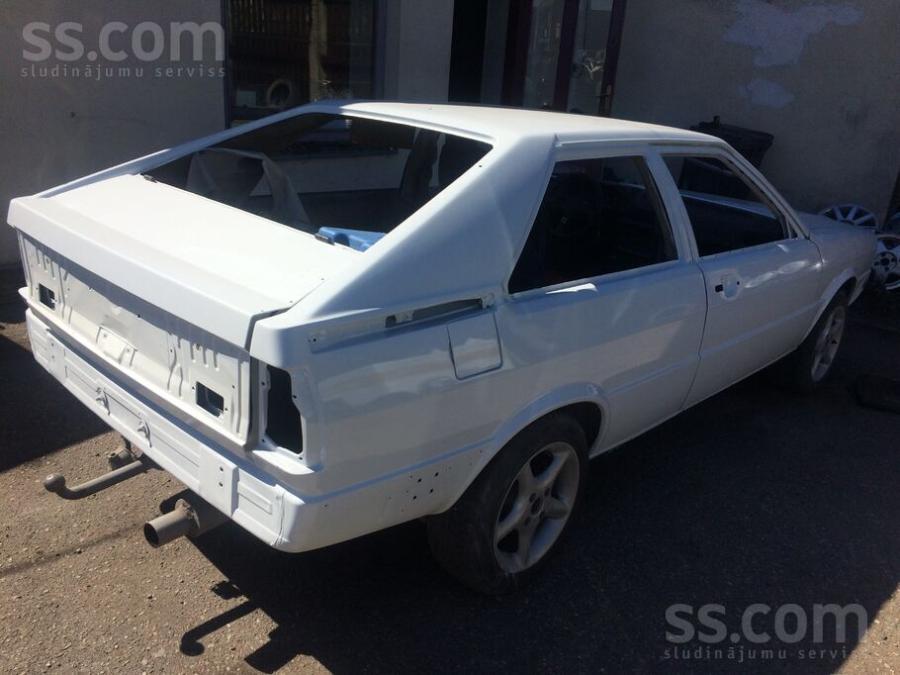 Белый Ауди Quattro 1986 в Лиепая, объемом двигателя 2.20 л и пробегом 400 тыс. км за 16500 €, фото 3 на AUTOMOTO.COM.LV