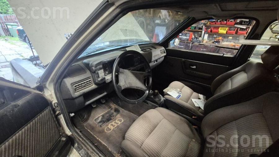 Balts Audi Quattro 1985 Talsi, ar dzinēja tilpumu 2.20 L un nobraukumu 144 tūkst. km par 6700 €, foto 4 vietnē AUTOMOTO.COM.LV