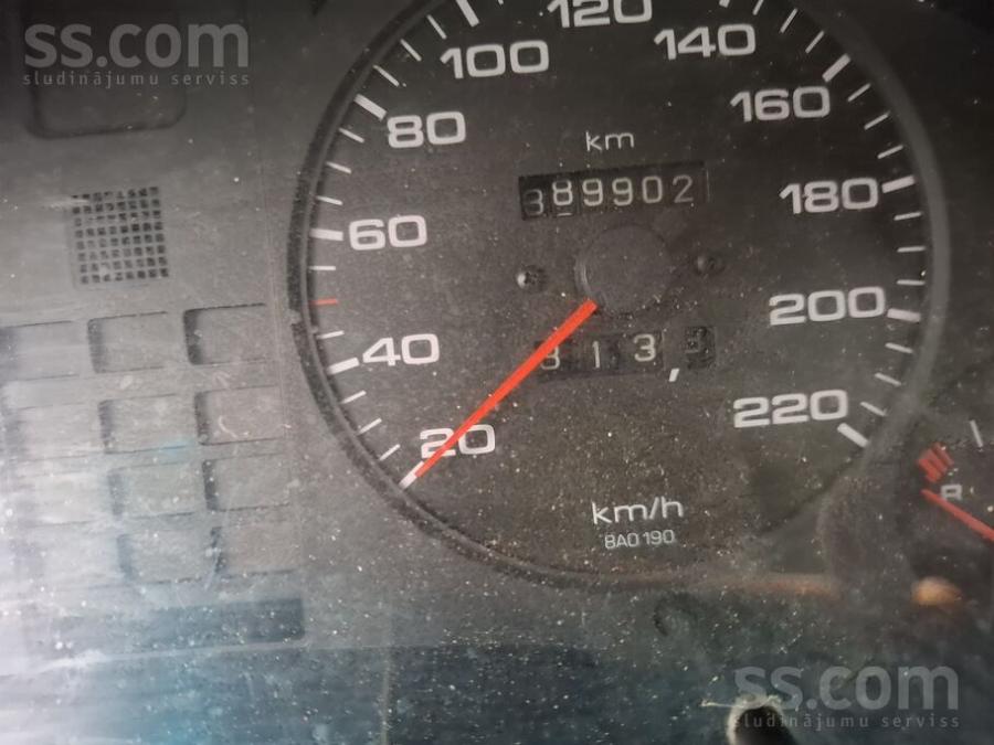 Белый Ауди Quattro 1992 в Валмиера, объемом двигателя 2.00 л и пробегом 389 тыс. км за 2750 €, фото 3 на AUTOMOTO.COM.LV