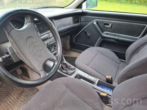 Белый Ауди Quattro 1992 в Валмиера, объемом двигателя 2.00 л и пробегом 389 тыс. км за 2750 €, фото 4 на AUTOMOTO.COM.LV