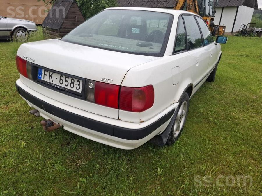 Белый Ауди Quattro 1992 в Валмиера, объемом двигателя 2.00 л и пробегом 389 тыс. км за 2750 €, фото 6 на AUTOMOTO.COM.LV