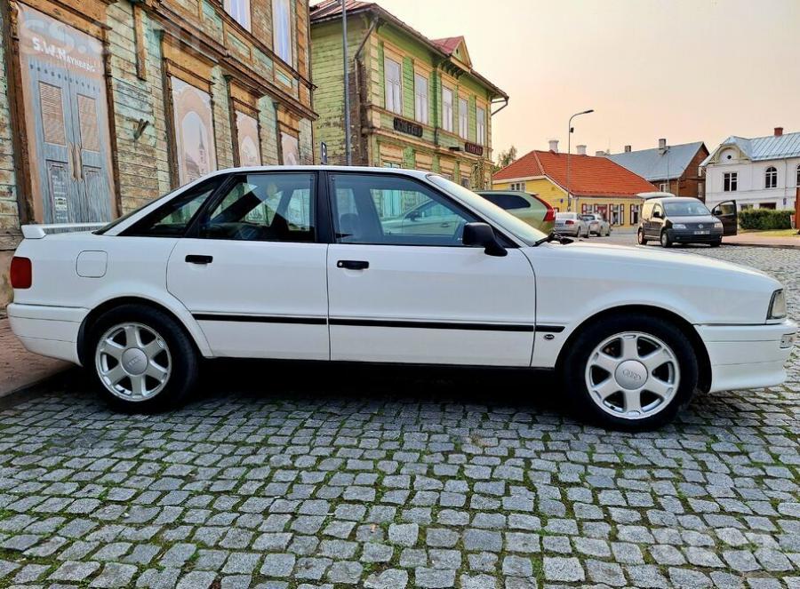 Balts Audi Quattro 1993 Valka, ar dzinēja tilpumu 4.20 L un nobraukumu 192 tūkst. km par 6500 €, foto 3 vietnē AUTOMOTO.COM.LV