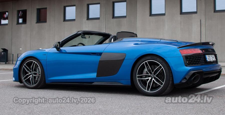 Blue Audi R8 2021 in Tallinn, with an engine capacity of 5.20 L and mileage of 72 thousand km for 149000 €, photo 5 on AUTOMOTO.COM.LV