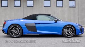 Blue Audi R8 2021 in Tallinn, with an engine capacity of 5.20 L and mileage of 72 thousand km for 149000 €, photo 11 on AUTOMOTO.COM.LV