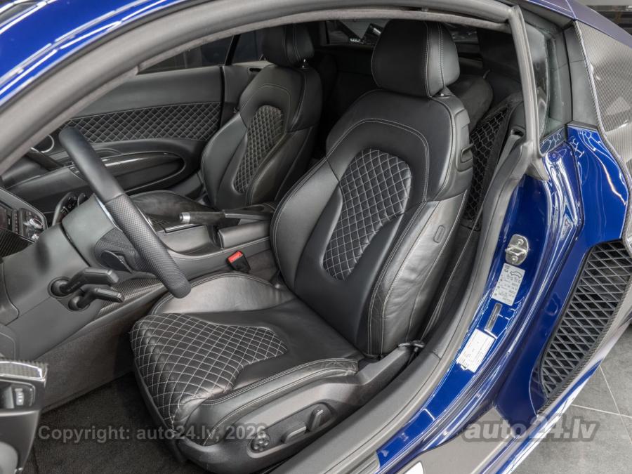 Zils Audi R8 2013 Tallina, ar dzinēja tilpumu 5.20 L un nobraukumu 68 tūkst. km par 94900 €, foto 7 vietnē AUTOMOTO.COM.LV