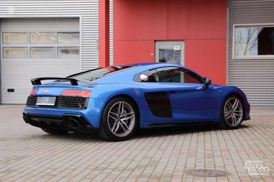 Zils Audi R8 2019 Marijampole, ar dzinēja tilpumu 5.20 L un nobraukumu 59 tūkst. km par 119950 €, foto 12 vietnē AUTOMOTO.COM.LV