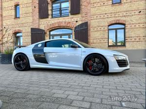 Grey Audi R8 2014 in Riga, with an engine capacity of 5.20 L and mileage of 59 thousand km for 79500 €, photo 10 on AUTOMOTO.COM.LV