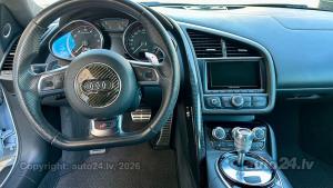 Grey Audi R8 2014 in Riga, with an engine capacity of 5.20 L and mileage of 59 thousand km for 79500 €, photo 17 on AUTOMOTO.COM.LV