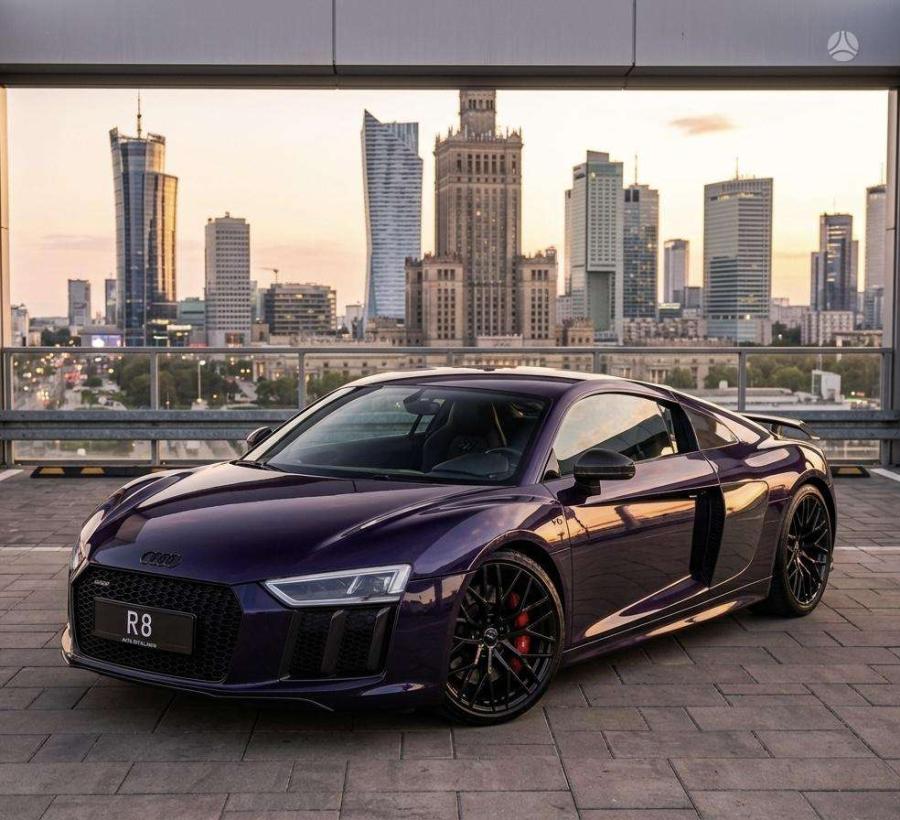 Violets Audi R8 2018 Viļņa, ar dzinēja tilpumu 5.20 L un nobraukumu 41 tūkst. km par 110000 €, foto 1 vietnē AUTOMOTO.COM.LV