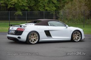 Balts Audi R8 2011 Tallina, ar dzinēja tilpumu 5.20 L un nobraukumu 124 tūkst. km par 70000 €, foto 5 vietnē AUTOMOTO.COM.LV