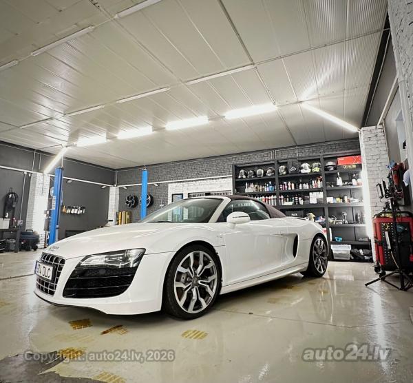 White Audi R8 2012 in Riga, with an engine capacity of 5.20 L and mileage of 84 thousand km for 69800 €, photo 4 on AUTOMOTO.COM.LV