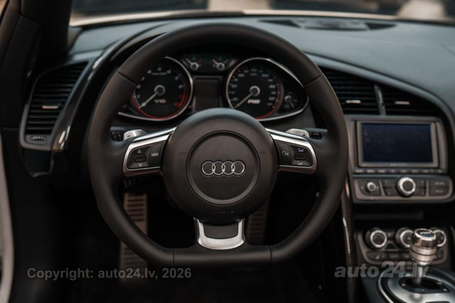 Balts Audi R8 2012 Rīga, ar dzinēja tilpumu 5.20 L un nobraukumu 84 tūkst. km par 69800 €, foto 11 vietnē AUTOMOTO.COM.LV