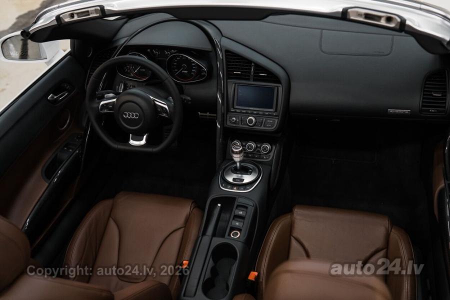 Balts Audi R8 2012 Rīga, ar dzinēja tilpumu 5.20 L un nobraukumu 84 tūkst. km par 69800 €, foto 15 vietnē AUTOMOTO.COM.LV