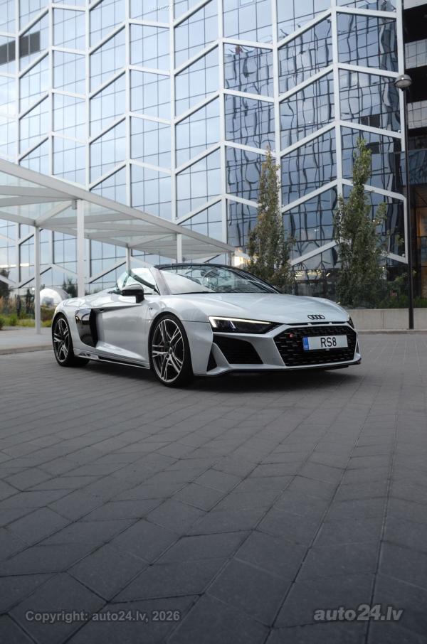 Balts Audi R8 2019 Tallina, ar dzinēja tilpumu 5.20 L un nobraukumu 106 tūkst. km par 125000 €, foto  vietnē AUTOMOTO.COM.LV