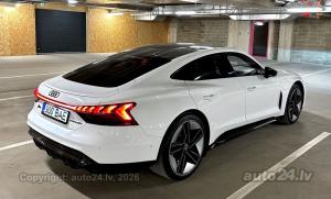 Balts Audi RS e-tron GT 2021 Tallina, ar dzinēja tilpumu 0.00 L un nobraukumu 42 tūkst. km par 66890 €, foto 7 vietnē AUTOMOTO.COM.LV