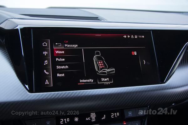 Balts Audi RS e-tron GT 2021 Tallina, ar dzinēja tilpumu 0.00 L un nobraukumu 42 tūkst. km par 65900 €, foto 10 vietnē AUTOMOTO.COM.LV