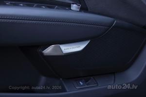 White Audi RS e-tron GT 2021 in Tallinn, with an engine capacity of 0.00 L and mileage of 42 thousand km for 65900 €, photo 18 on AUTOMOTO.COM.LV