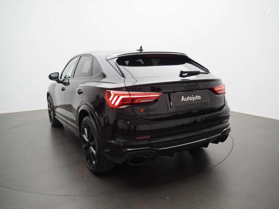 Black Audi RS Q3 2023 in Vilnius, with an engine capacity of 2.50 L and mileage of 37 thousand km for 54500 €, photo 6 on AUTOMOTO.COM.LV