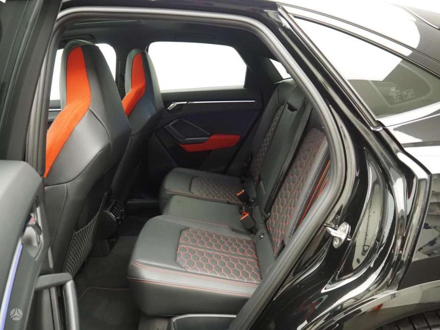 Black Audi RS Q3 2023 in Vilnius, with an engine capacity of 2.50 L and mileage of 37 thousand km for 54500 €, photo 16 on AUTOMOTO.COM.LV