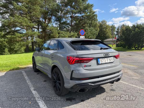 Audi RS Q3 2020 in Tallinn on AUTOMOTO.COM.LV Grey Audi RS Q3 2020 in Tallinn, with an engine capacity of 2.50 L and mileage of 170 thousand km for 44500 €, photo 3 on AUTOMOTO.COM.LV
