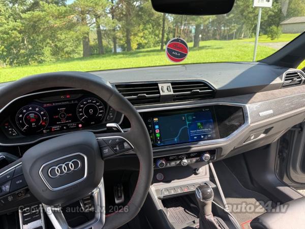 Audi RS Q3 2020 in Tallinn on AUTOMOTO.COM.LV Grey Audi RS Q3 2020 in Tallinn, with an engine capacity of 2.50 L and mileage of 170 thousand km for 44500 €, photo 11 on AUTOMOTO.COM.LV
