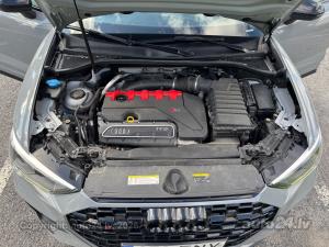 Grey Audi RS Q3 2020 in Tallinn, with an engine capacity of 2.50 L and mileage of 170 thousand km for 44500 €, photo 15 on AUTOMOTO.COM.LV