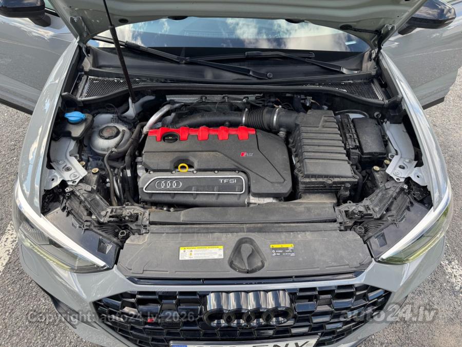 Grey Audi RS Q3 2020 in Tallinn, with an engine capacity of 2.50 L and mileage of 170 thousand km for 44500 €, photo 15 on AUTOMOTO.COM.LV