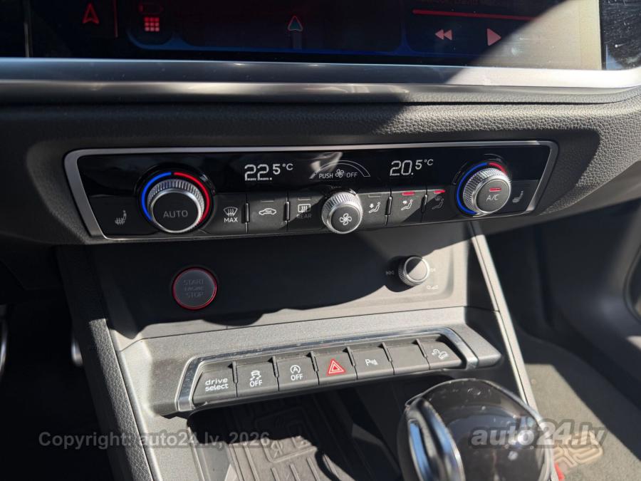 Grey Audi RS Q3 2020 in Tallinn, with an engine capacity of 2.50 L and mileage of 170 thousand km for 44500 €, photo 18 on AUTOMOTO.COM.LV