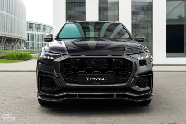 Black Audi RS Q8 2021 in Vilnius, with an engine capacity of 4.00 L and mileage of 54 thousand km for 95000 €, photo 2 on AUTOMOTO.COM.LV