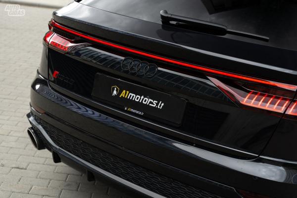 Black Audi RS Q8 2021 in Vilnius, with an engine capacity of 4.00 L and mileage of 54 thousand km for 95000 €, photo 8 on AUTOMOTO.COM.LV