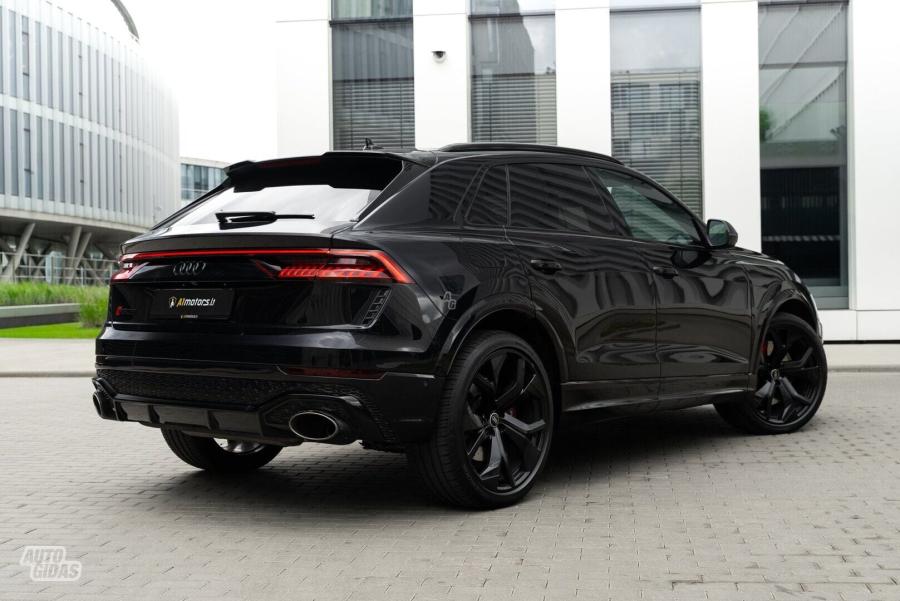 Black Audi RS Q8 2021 in Vilnius, with an engine capacity of 4.00 L and mileage of 54 thousand km for 95000 €, photo 11 on AUTOMOTO.COM.LV