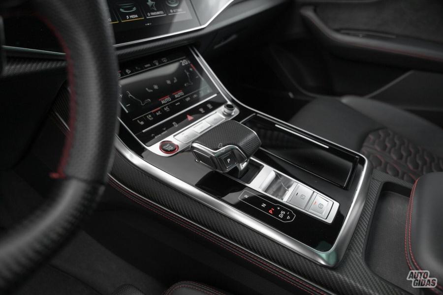 Black Audi RS Q8 2021 in Vilnius, with an engine capacity of 4.00 L and mileage of 54 thousand km for 95000 €, photo 19 on AUTOMOTO.COM.LV