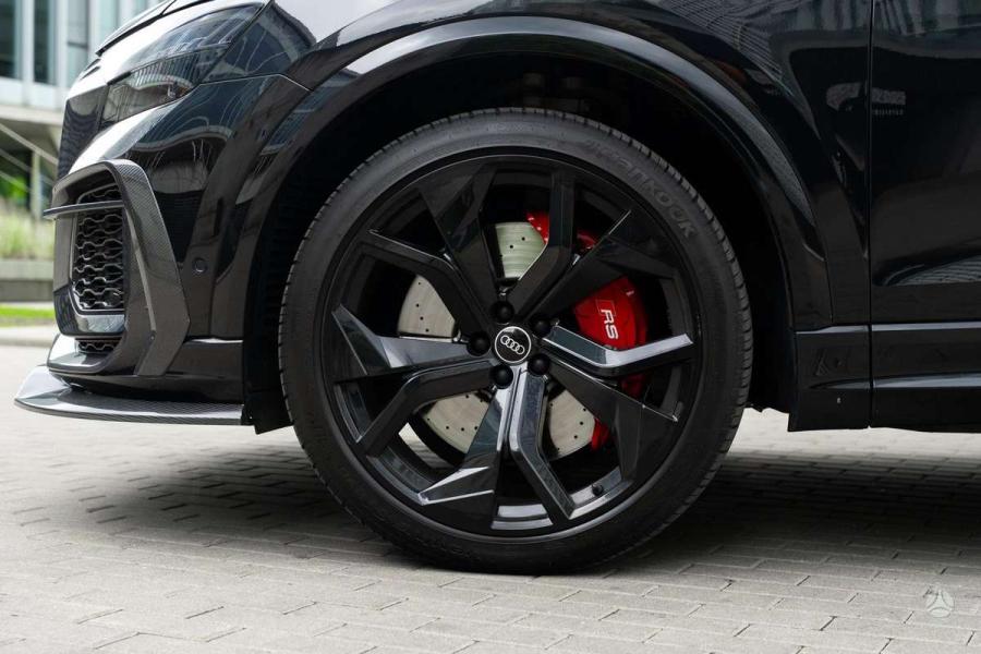 Melns Audi RS Q8 2021 Viļņa, ar dzinēja tilpumu 4.00 L un nobraukumu 54 tūkst. km par 92500 €, foto 7 vietnē AUTOMOTO.COM.LV
