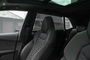 Melns Audi RS Q8 2021 Viļņa, ar dzinēja tilpumu 4.00 L un nobraukumu 54 tūkst. km par 92500 €, foto 31 vietnē AUTOMOTO.COM.LV