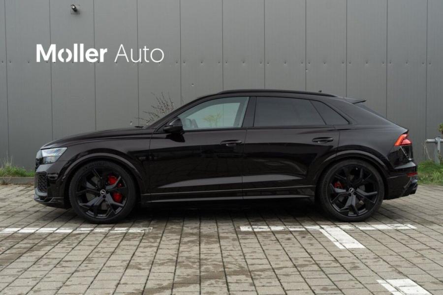 Melns Audi RS Q8 2021 Viļņa, ar dzinēja tilpumu 4.00 L un nobraukumu 72 tūkst. km par 88000 €, foto 4 vietnē AUTOMOTO.COM.LV