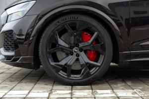 Melns Audi RS Q8 2021 Viļņa, ar dzinēja tilpumu 4.00 L un nobraukumu 72 tūkst. km par 88000 €, foto 5 vietnē AUTOMOTO.COM.LV