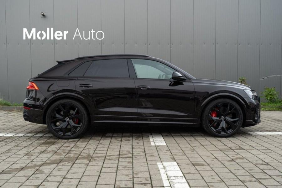Melns Audi RS Q8 2021 Viļņa, ar dzinēja tilpumu 4.00 L un nobraukumu 72 tūkst. km par 88000 €, foto 9 vietnē AUTOMOTO.COM.LV