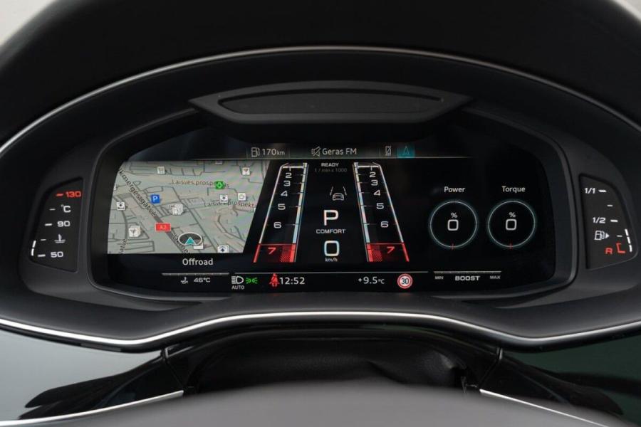 Melns Audi RS Q8 2021 Viļņa, ar dzinēja tilpumu 4.00 L un nobraukumu 72 tūkst. km par 88000 €, foto 21 vietnē AUTOMOTO.COM.LV