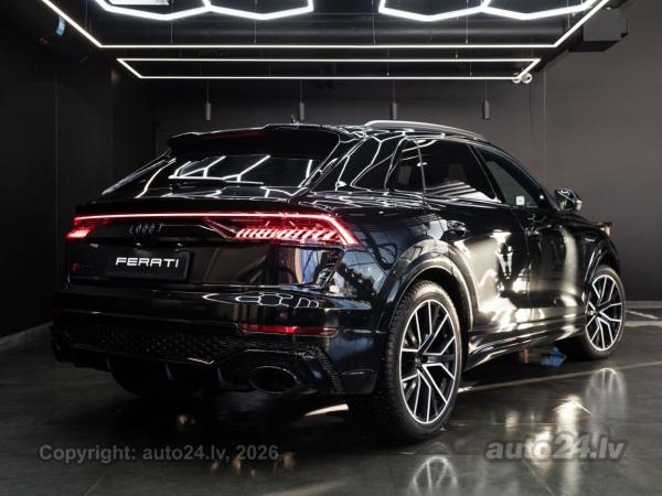 Melns Audi RS Q8 2022 Tallina, ar dzinēja tilpumu 4.00 L un nobraukumu 102 tūkst. km par 98900 €, foto 2 vietnē AUTOMOTO.COM.LV