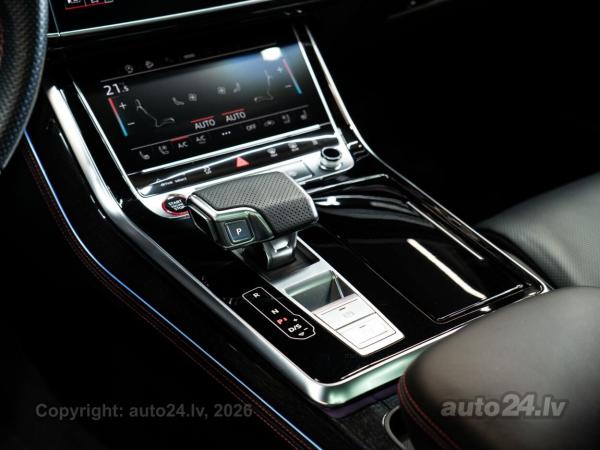 Black Audi RS Q8 2022 in Tallinn, with an engine capacity of 4.00 L and mileage of 102 thousand km for 98900 €, photo 11 on AUTOMOTO.COM.LV