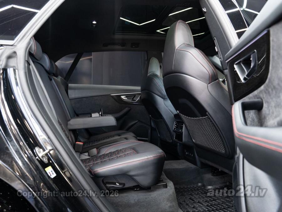 Black Audi RS Q8 2022 in Tallinn, with an engine capacity of 4.00 L and mileage of 102 thousand km for 98900 €, photo 15 on AUTOMOTO.COM.LV