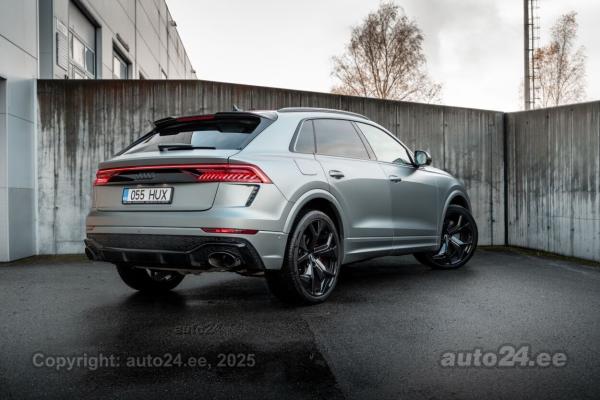 Black Audi RS Q8 2023 in Tartu, with an engine capacity of 4.00 L and mileage of 51 thousand km for 117800 €, photo 11 on AUTOMOTO.COM.LV