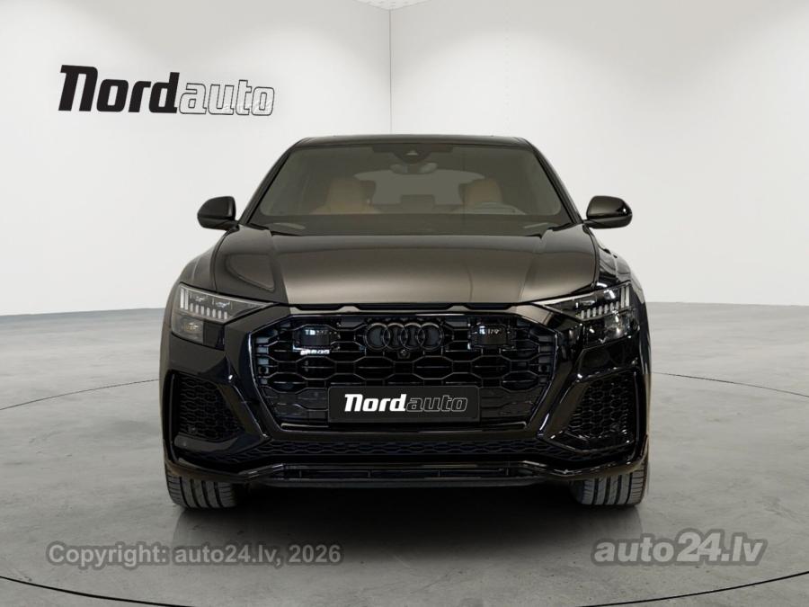 Melns Audi RS Q8 2024 Tallina, ar dzinēja tilpumu 4.00 L un nobraukumu 44 tūkst. km par 96900 €, foto 4 vietnē AUTOMOTO.COM.LV