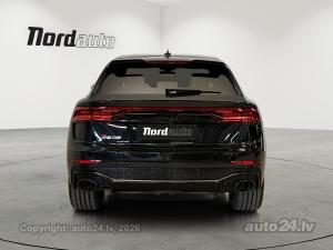 Melns Audi RS Q8 2024 Tallina, ar dzinēja tilpumu 4.00 L un nobraukumu 44 tūkst. km par 96900 €, foto 5 vietnē AUTOMOTO.COM.LV
