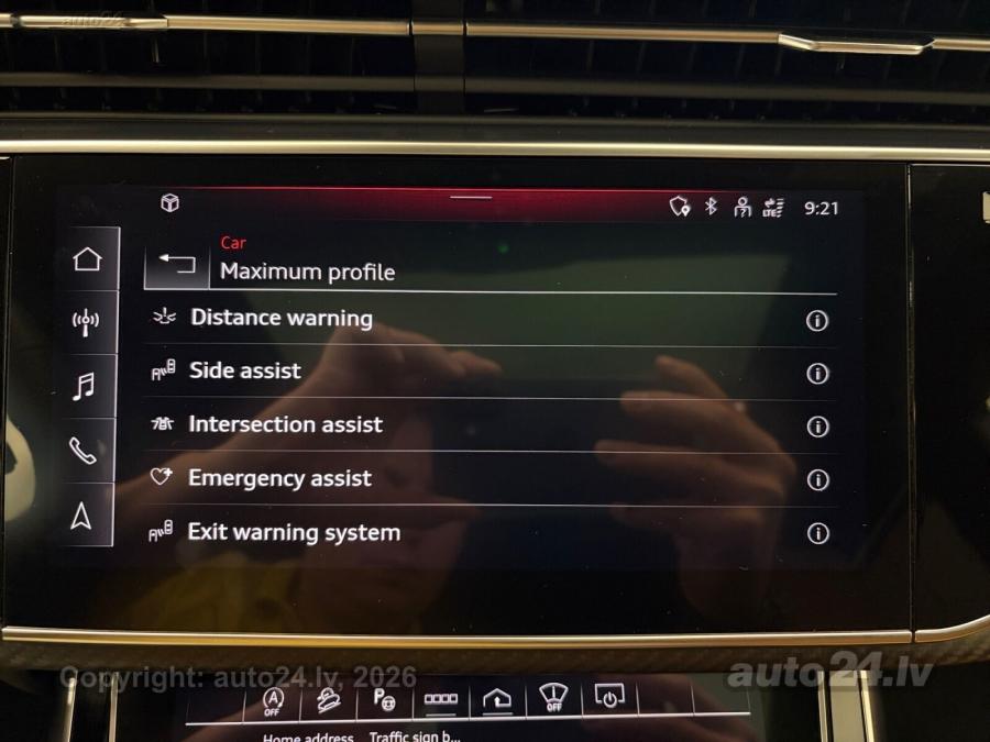Melns Audi RS Q8 2024 Tallina, ar dzinēja tilpumu 4.00 L un nobraukumu 44 tūkst. km par 96900 €, foto 15 vietnē AUTOMOTO.COM.LV