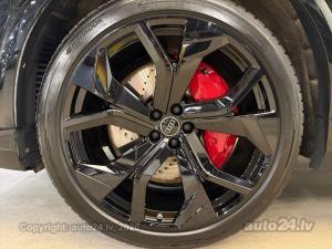 Melns Audi RS Q8 2024 Tallina, ar dzinēja tilpumu 4.00 L un nobraukumu 44 tūkst. km par 96900 €, foto 18 vietnē AUTOMOTO.COM.LV